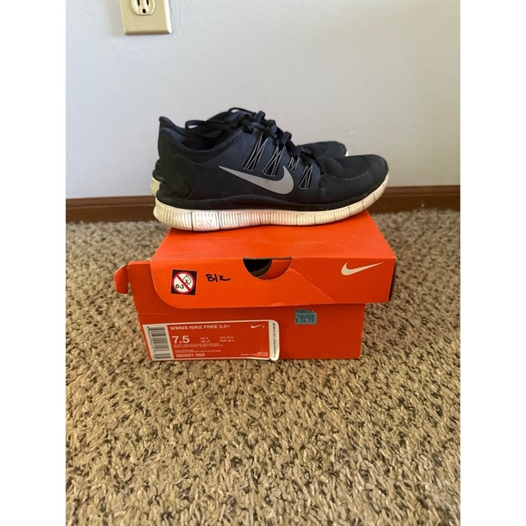 Nike | Shoes | Nike Womens Free 5 Training Black Gray Running Size 75 ...
